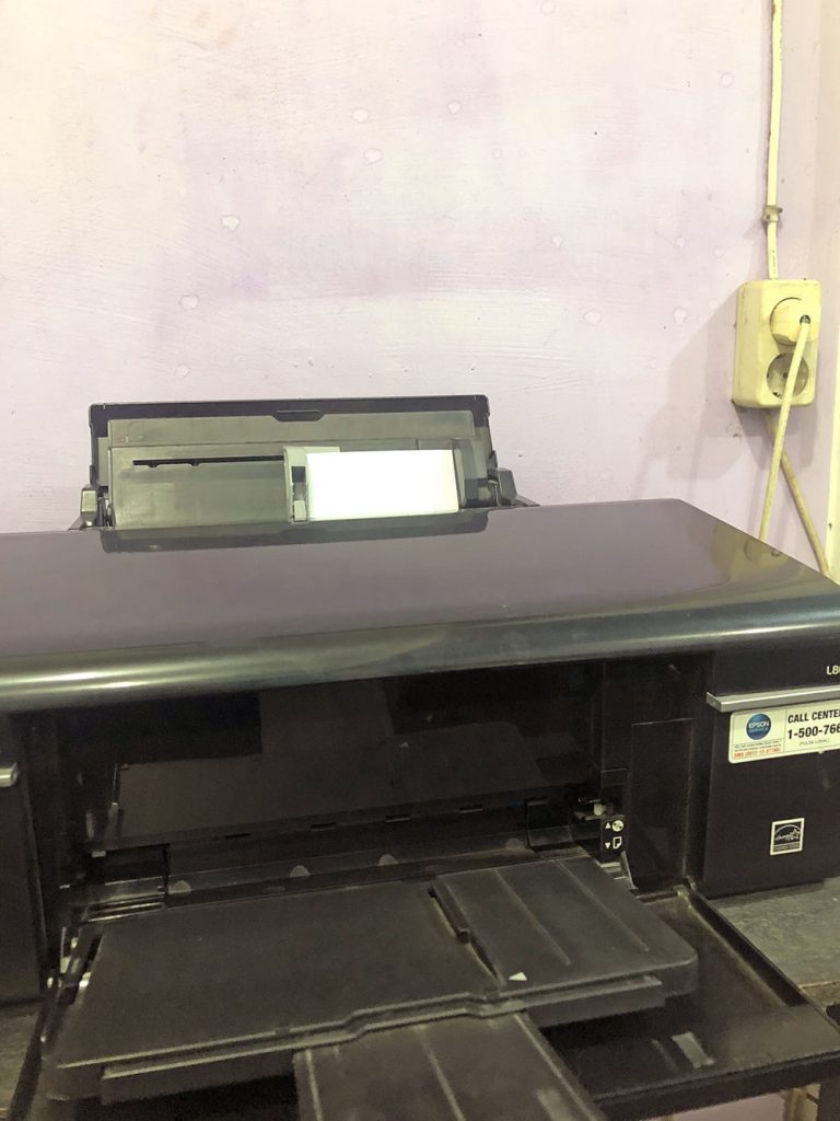 Template Label CD dan Cover Kotak CD/DVD (9 File Gratis) | ISKCON Info